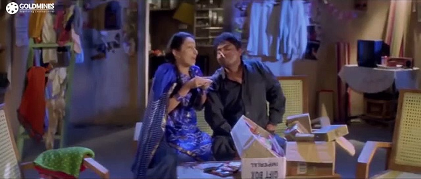 Aamdani_Athanni_Kharcha_Rupaiya_Best_Comedy_Scene___Bollywood_Superhit ...