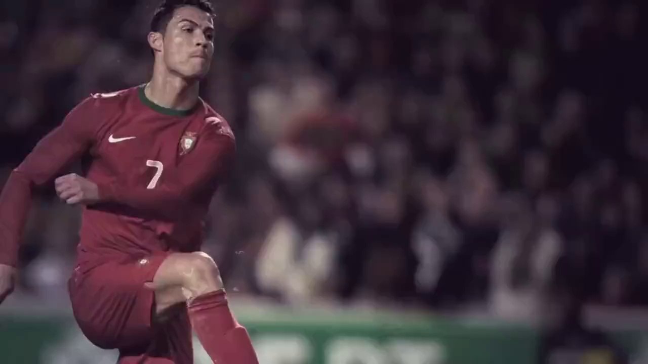 Cristiano Ronaldo World at His Feet 2014 - video Dailymotion