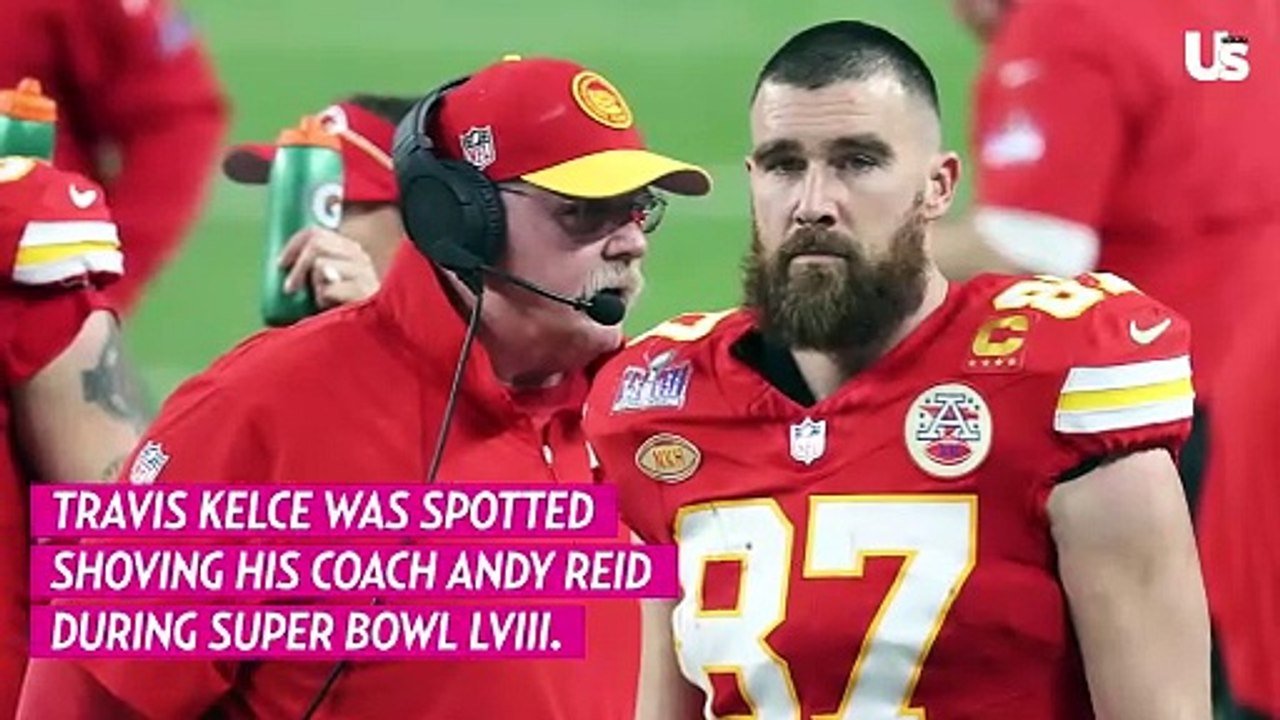 Travis Kelce shoves his coach Andy Reid during the Super Bowl - video Dailymotion