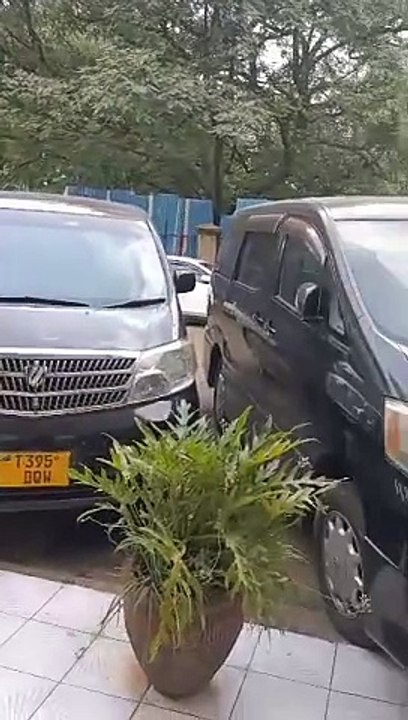 Impala-shuttle - video Dailymotion