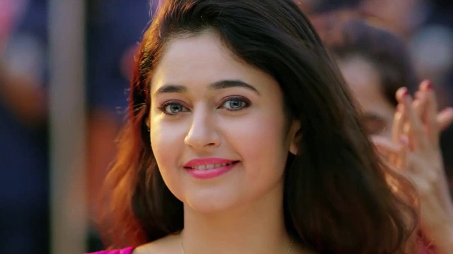 Poonam Bajwa Navel Press Poonam Bajwa Stills Images Photos South