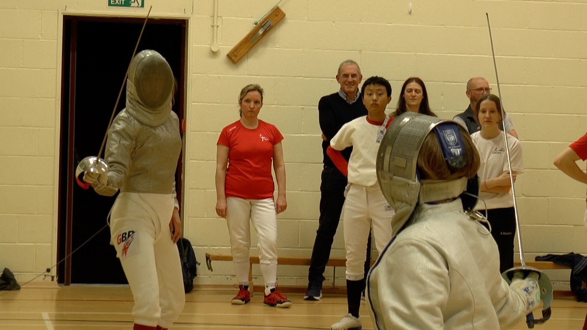 Sevenoaks fencing club receives game-changing grant for future stars