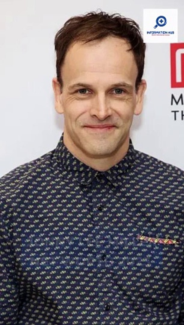 Jonny Lee Miller Marathon Jonny Lee Miller IMDb