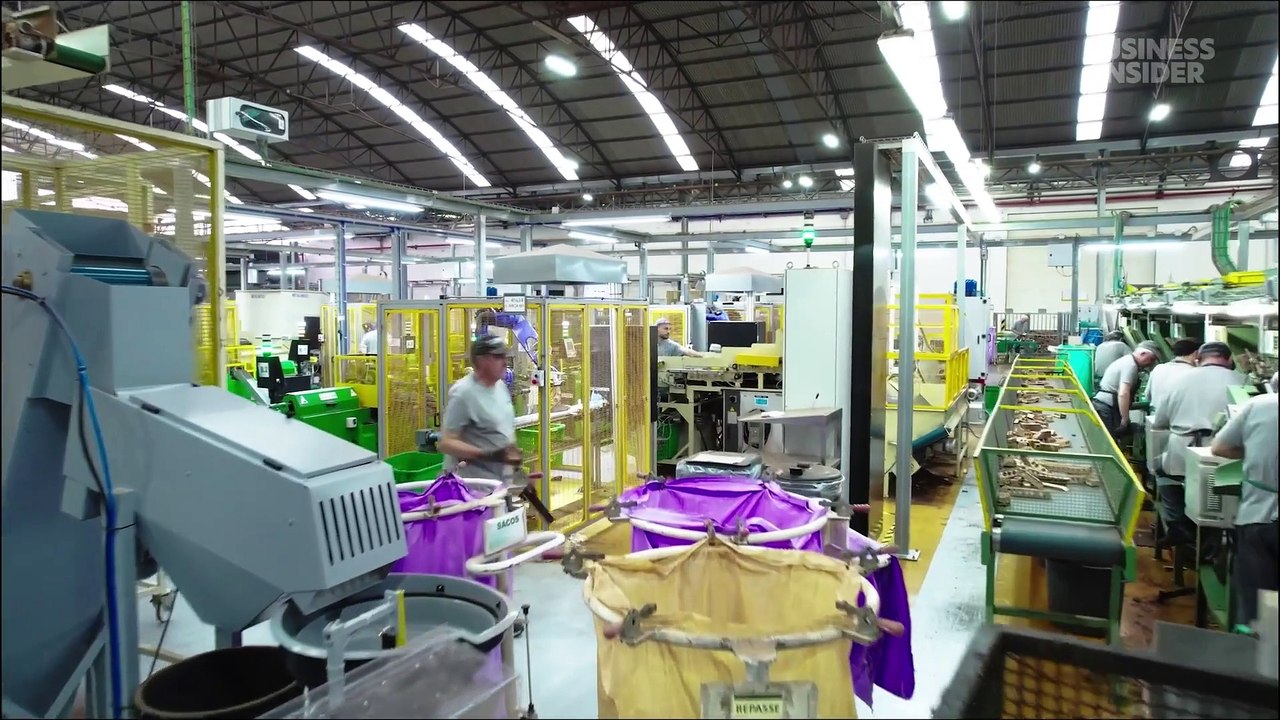 How the world's largest cork company makes 22 million wine stoppers a ...