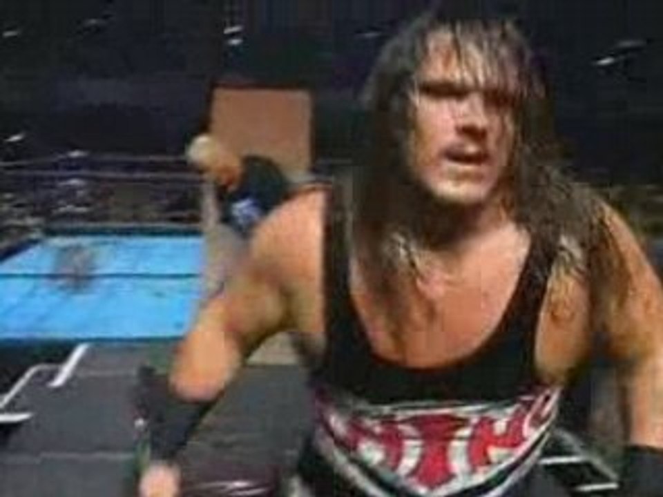 Rhino vs Sandman (ECW) - Vidéo Dailymotion