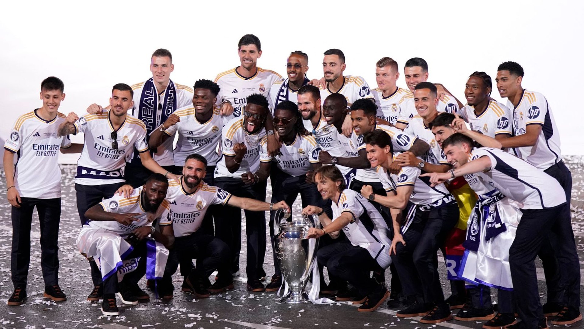 Real Madrid Becomes the First Club to Surpass a Billion Dollars in ...