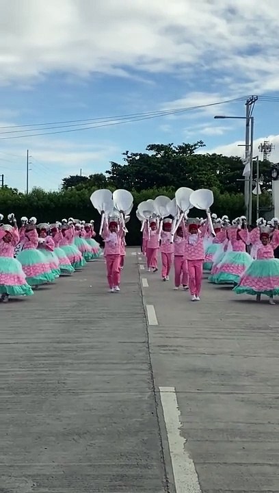 Sinukwan festival street dance - video Dailymotion