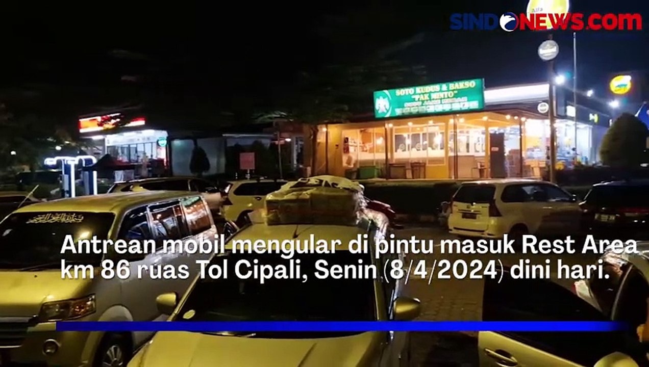 Parkiran Penuh, Antrean Masuk Mengular di Rest Area Km 86 A Tol Cipali ...