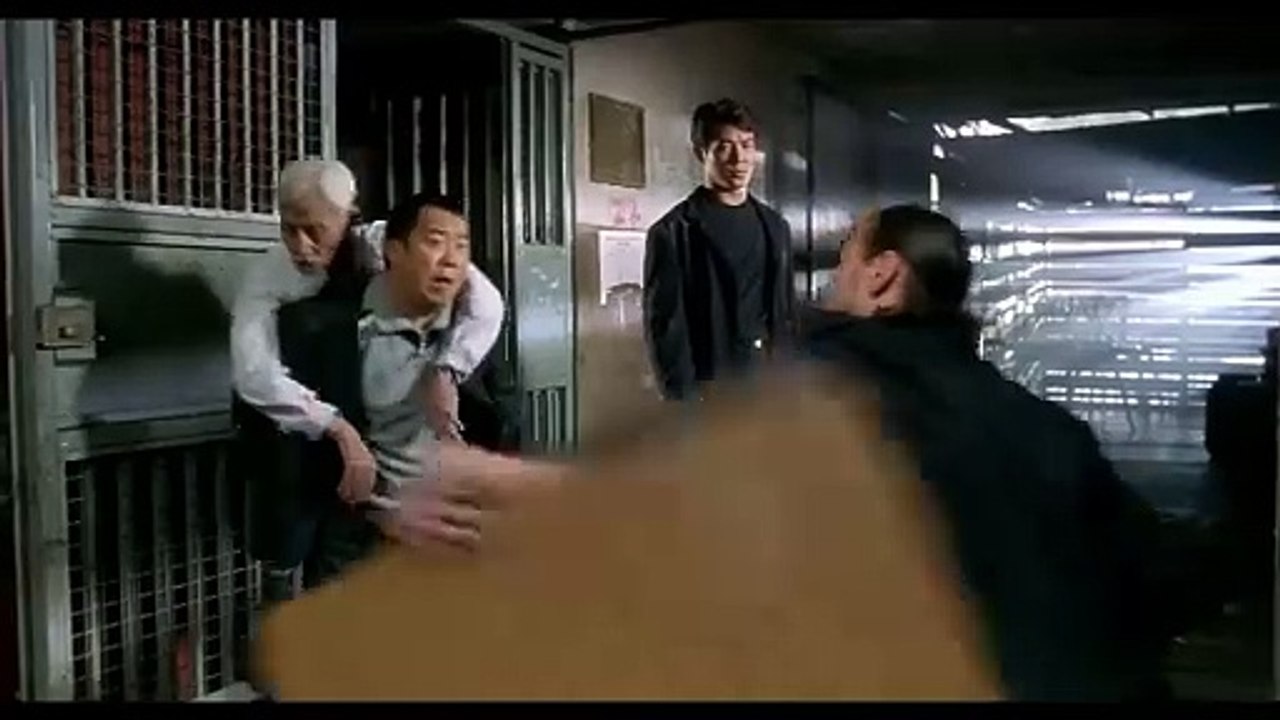 movie fighting clips The fight between Jet Li and the professional ...