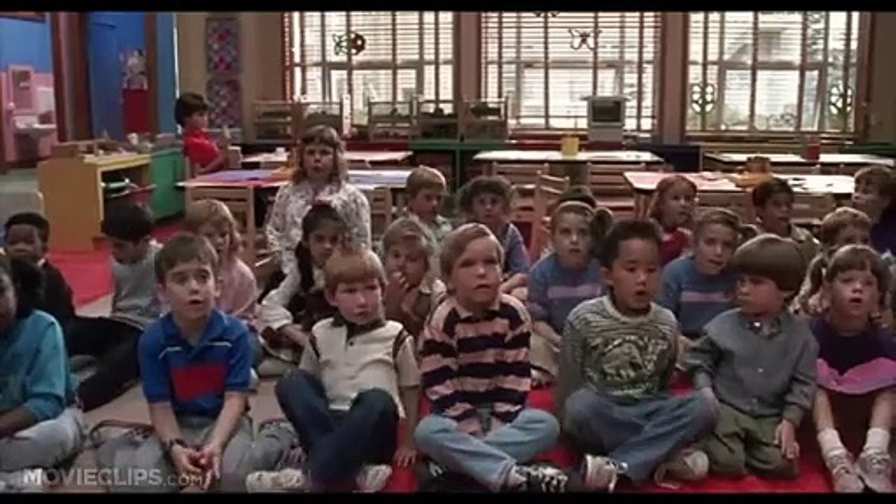 Un Detective en el Kinder - Escena - Vídeo Dailymotion