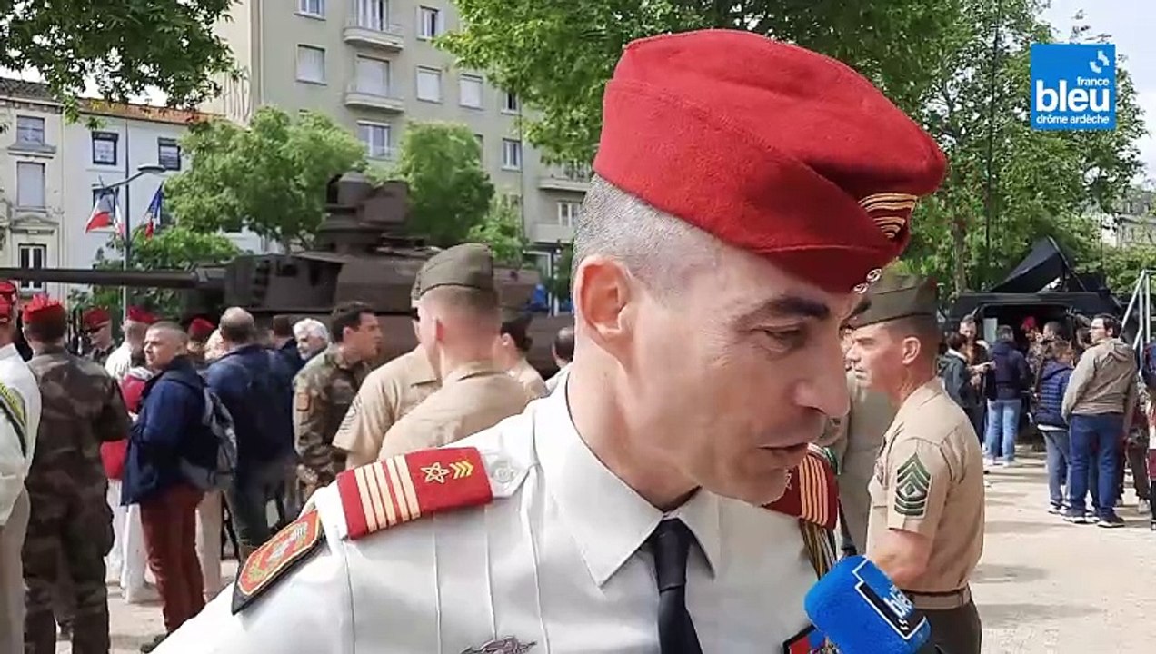 Le 1er régiment des Spahis de Valence baptise ses nouveaux chars Jaguar ...