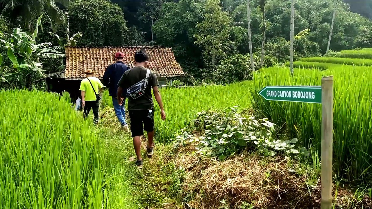 @JEJAK SI TOYIB WISATA ALAM SADANYA - Video Dailymotion