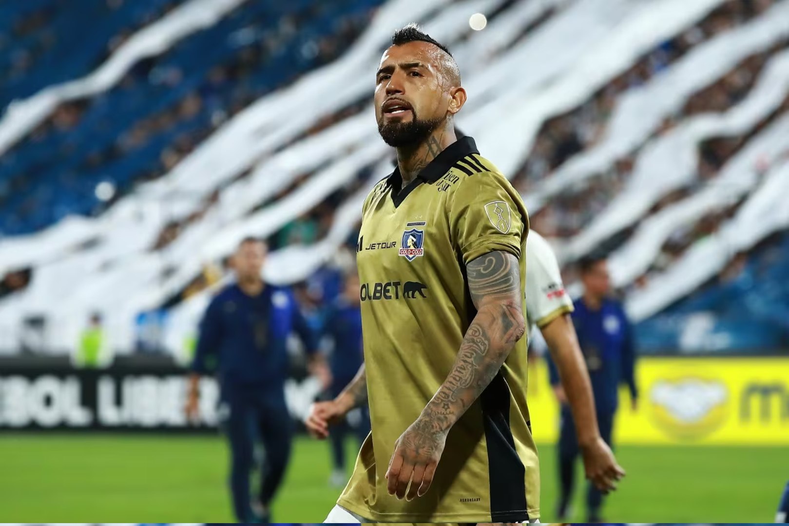 VIDEO | From Hero to Zero! Arturo Vidal Scores and Gets Red Card in ...