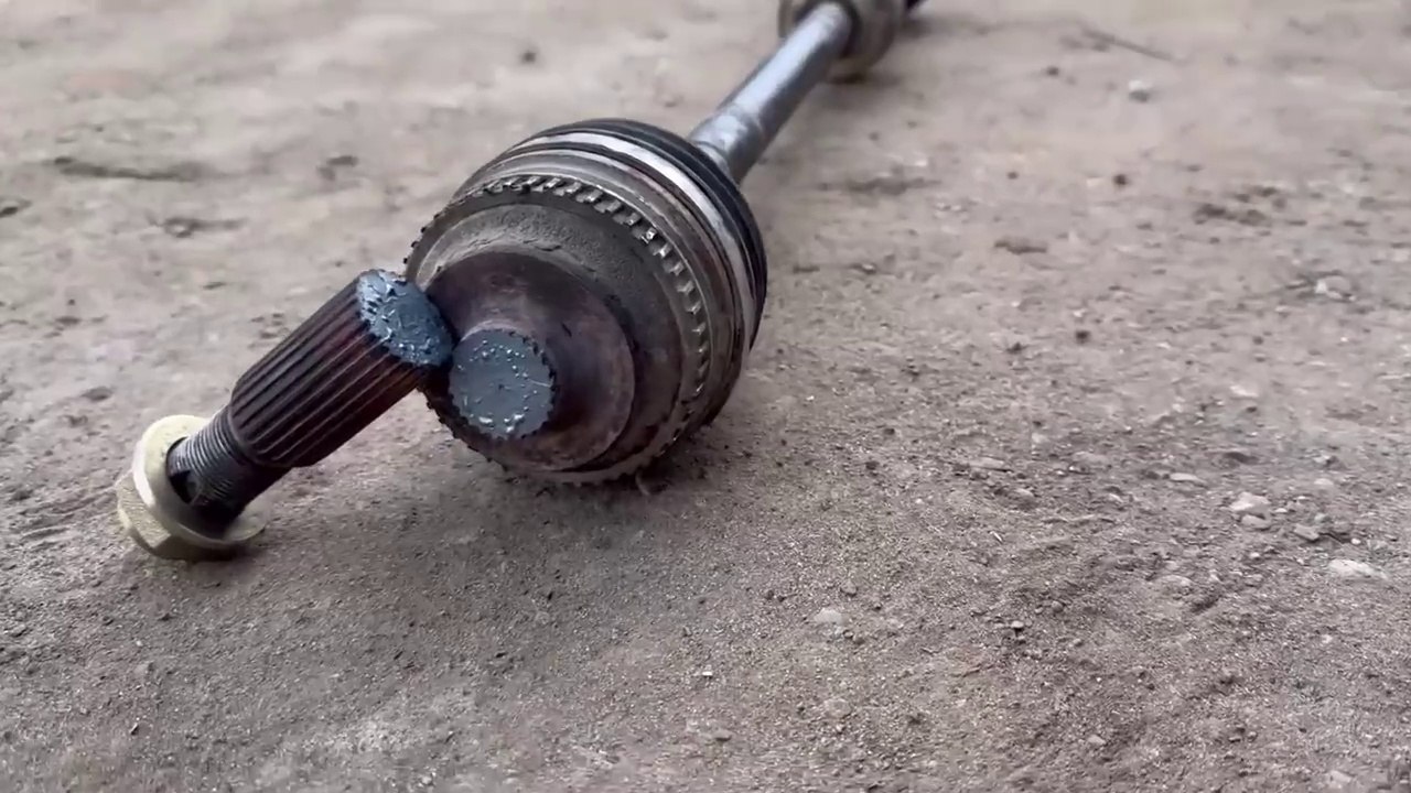 How to Truck wheel broken rear axle repair a amazing idea _ Toyota ...