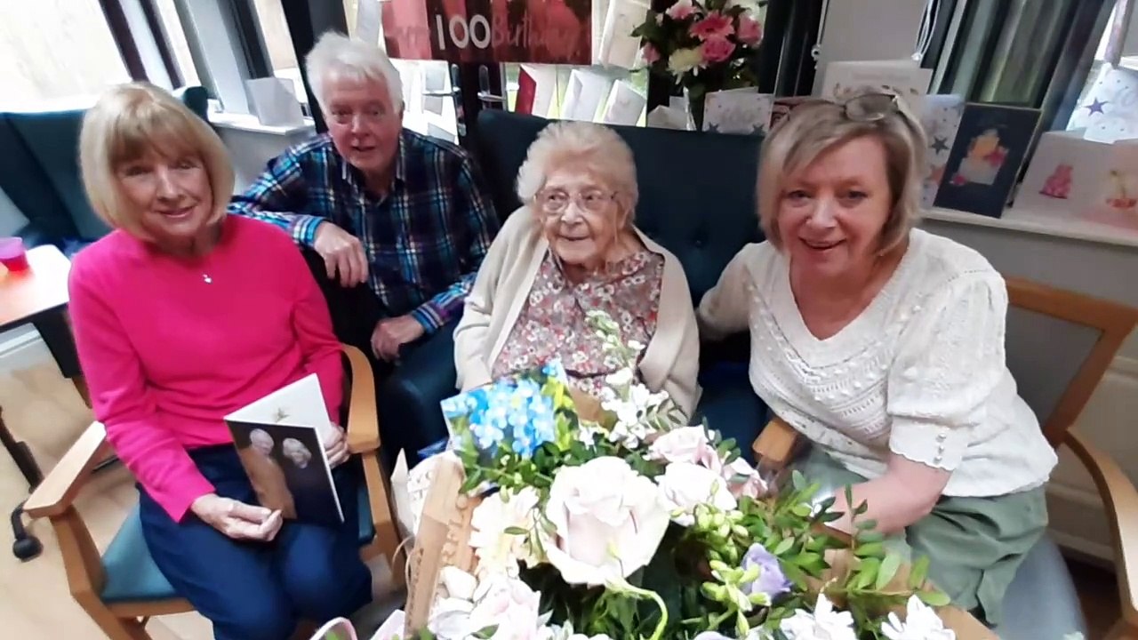 Edna Edwards turns 100 - video Dailymotion