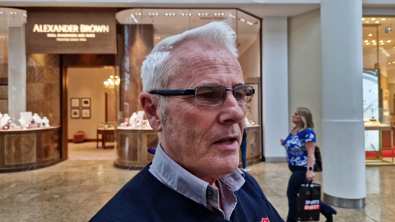 Do shopping centres kill city centres? Vox pop at Meadowhall in ...