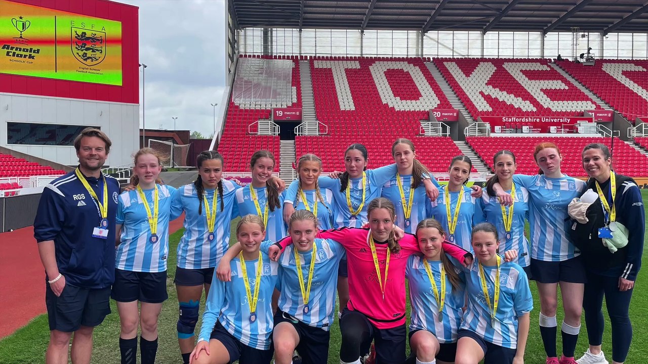 Fullbrook School at Stoke City Football Club - video Dailymotion