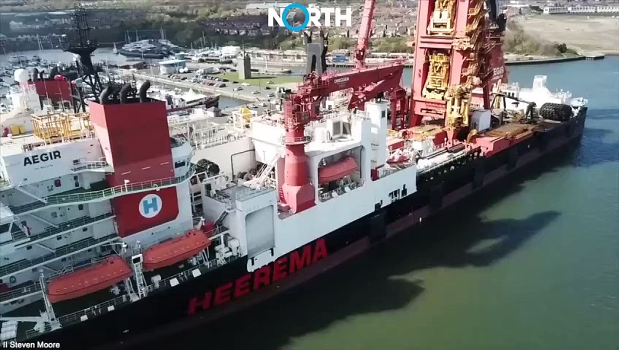 QuickTok - Inside the World's Largest Crane Vessels_ Mega Cranes at Sea ...