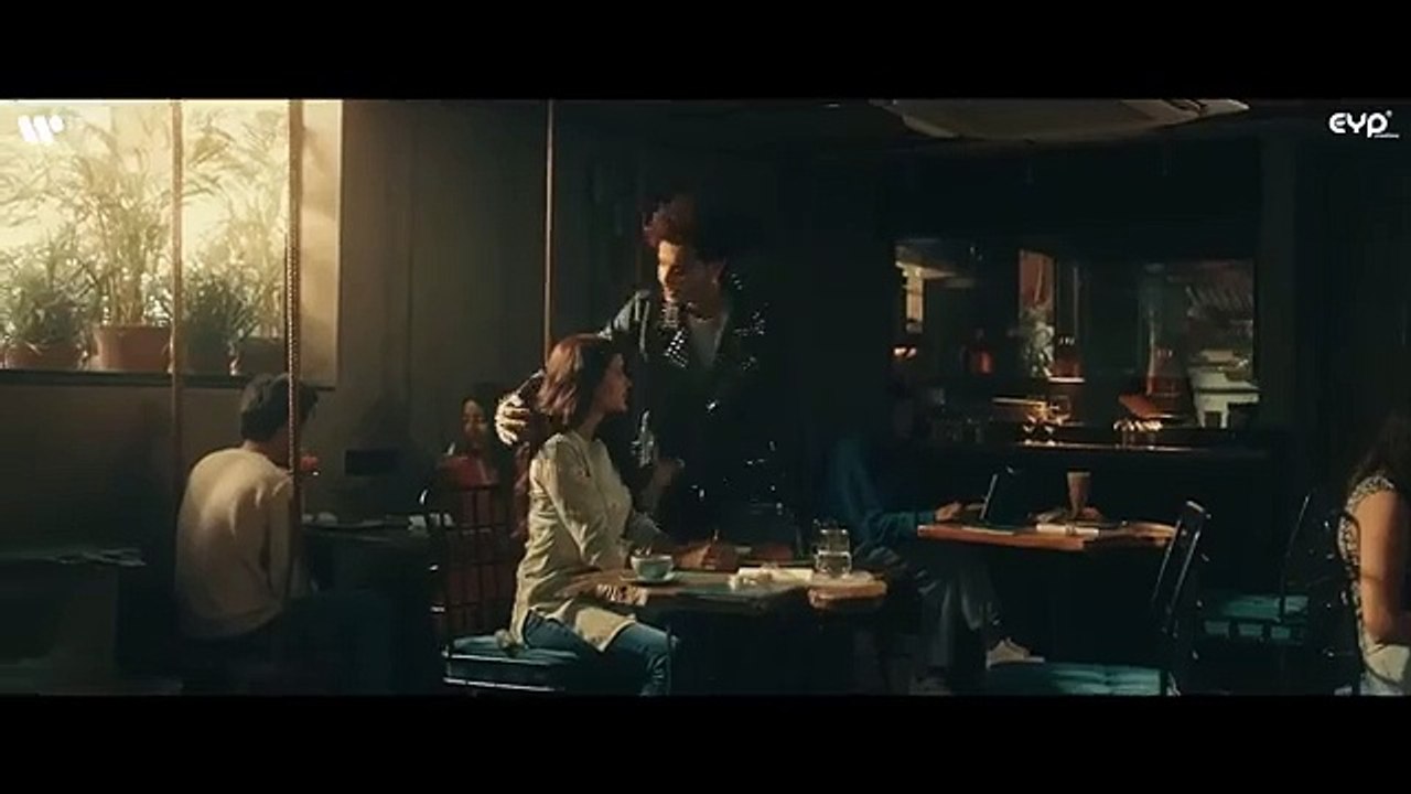 Behte Hai Na Behte Hain Na_ Aansu Mere Behte Hain Na (Official Video ...