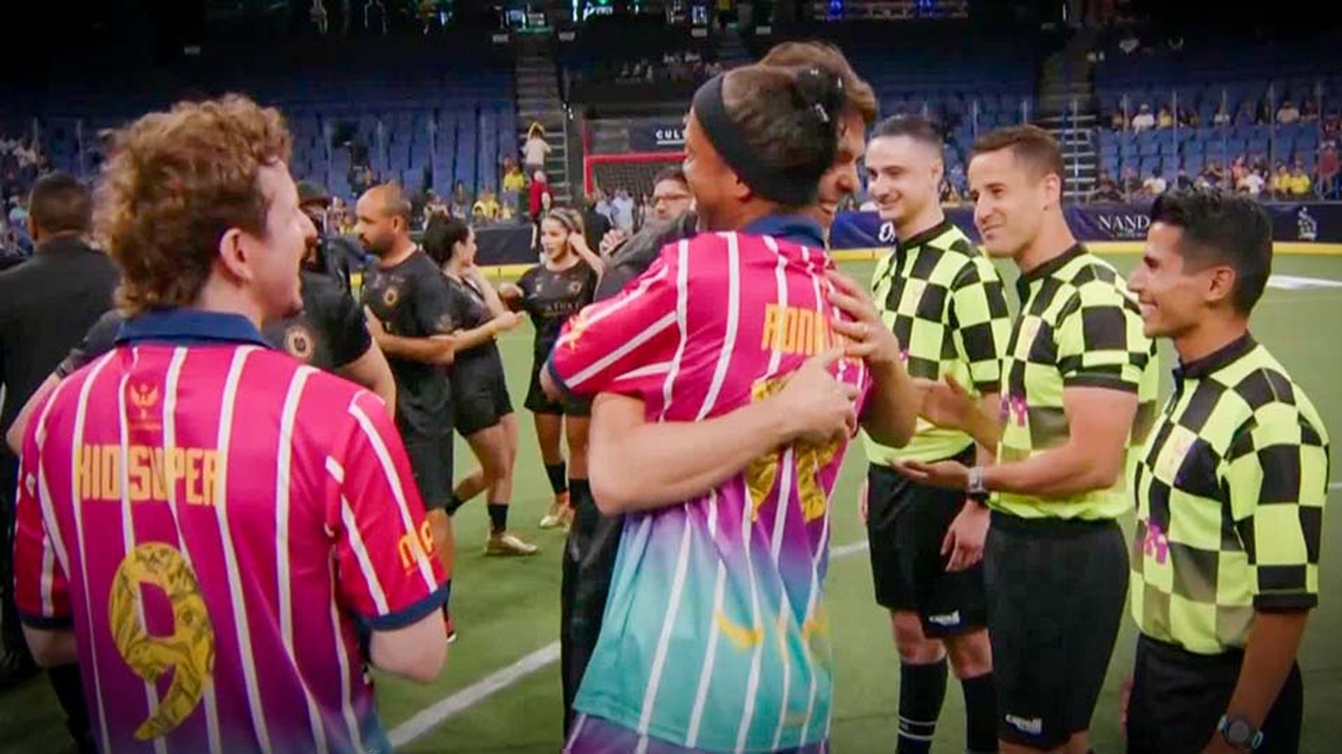 (VIDEO) Game of Legends Highlights: Kaka vs Ronaldinho | beIN SPORTS