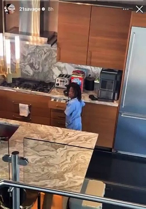 21 Savage catches his son staying up all night playing video games ...