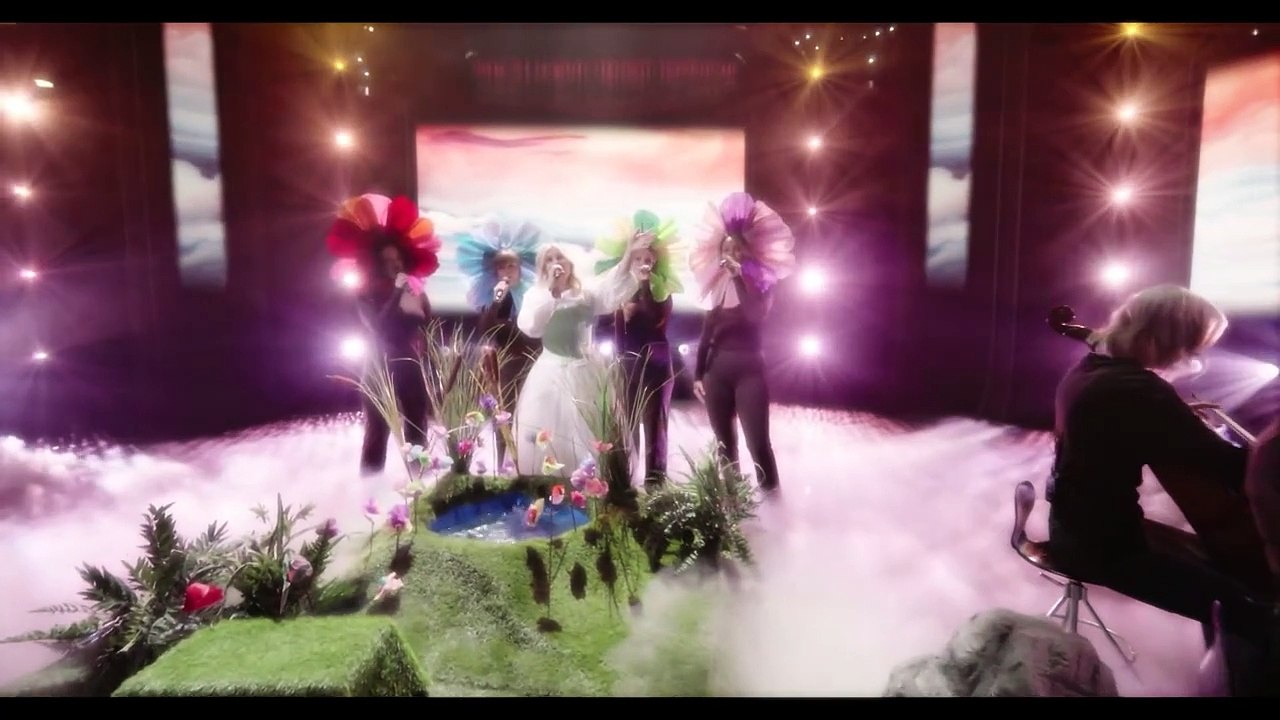 ANGELIQUE - eee gee | Dansk Melodi Grand Prix 2024 | DRTV - video ...