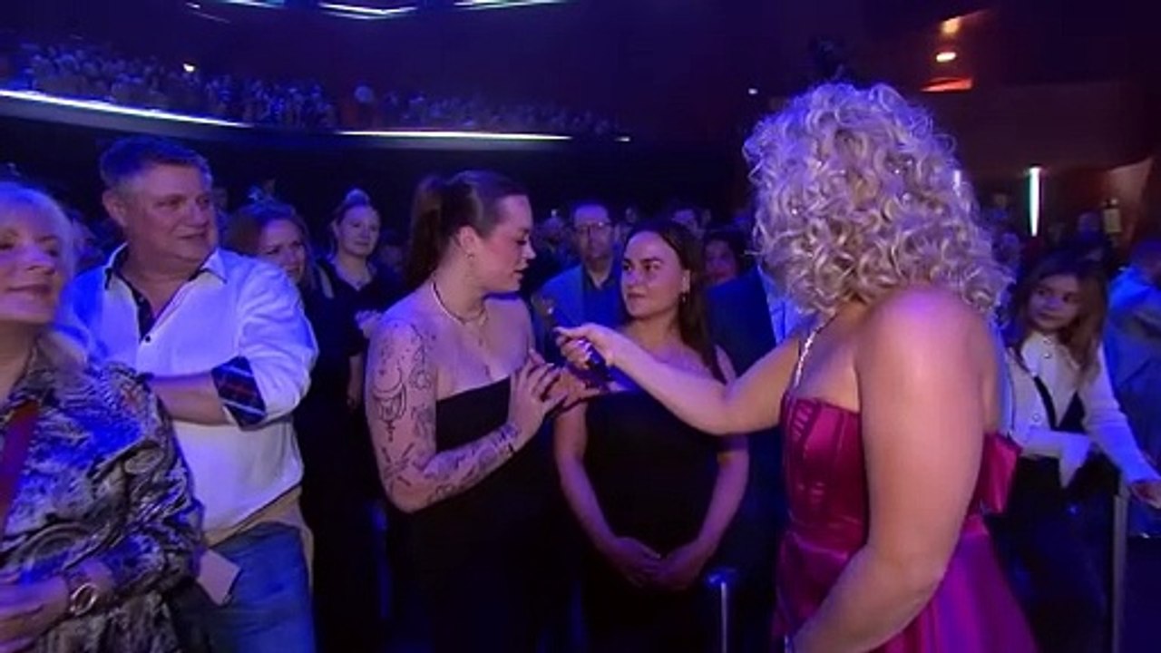 Sara Bro & Melodi Grand Prix Fans (2-2) | Dansk Melodi Grand Prix 2024 ...