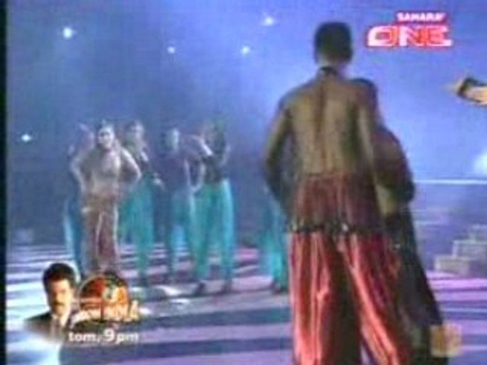 Kareena Kapoor Performing Ashoka Songs - video Dailymotion