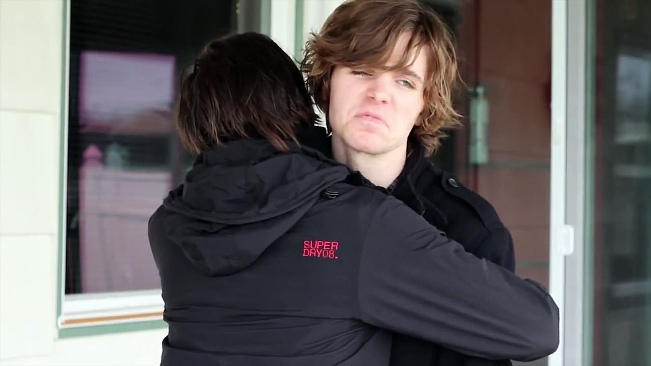 Cyr Refuses To Be Onision's Boyfriend - video Dailymotion