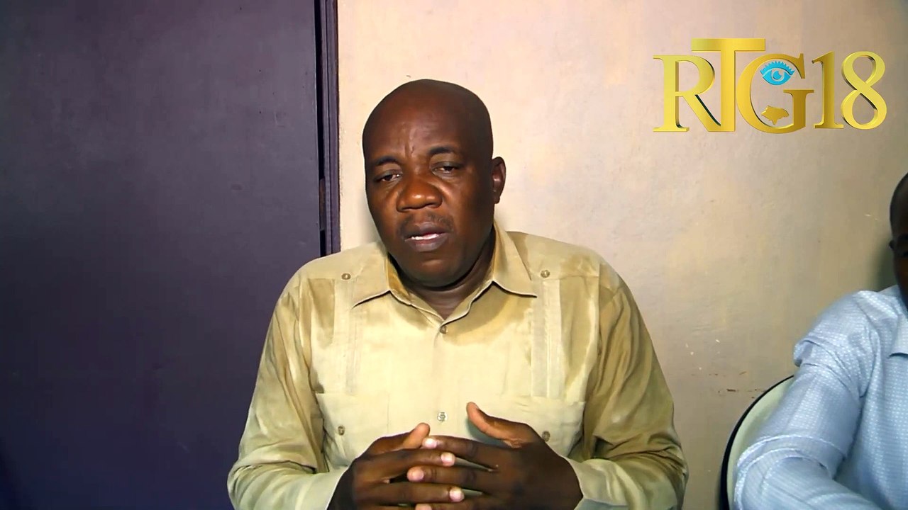 Asosyasyon paran elèv Dayit montre yo pa satisfè pou dewoulman ane ...