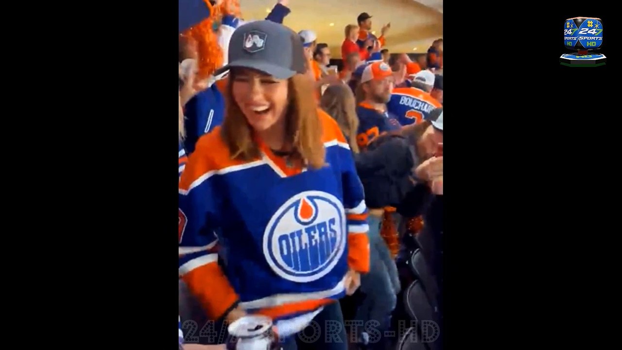 Edmonton Oilers Fan Goes Viral after Flashing Her Boobs in a Crowd ...