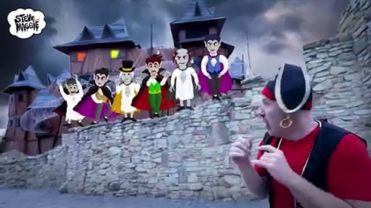 Halloween_Party_with_Steve_and_Maggie_in_Spooky_Haunted_Castle(360p ...
