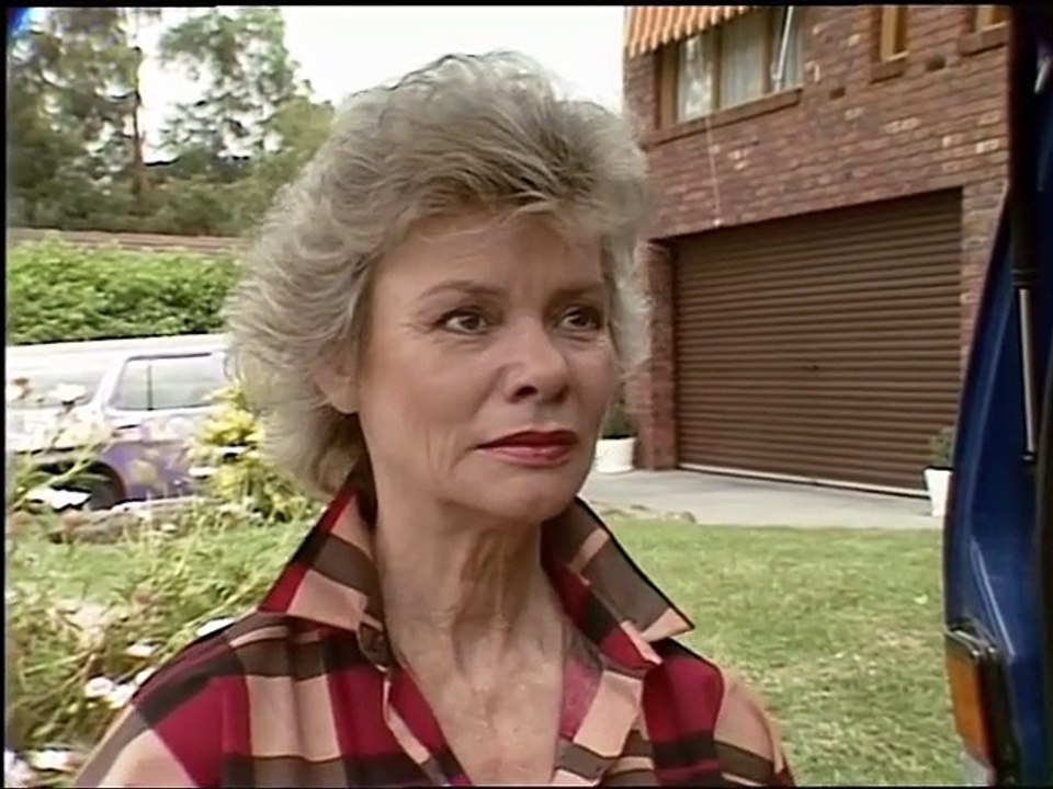 Neighbours - February 3, 1987 - video Dailymotion