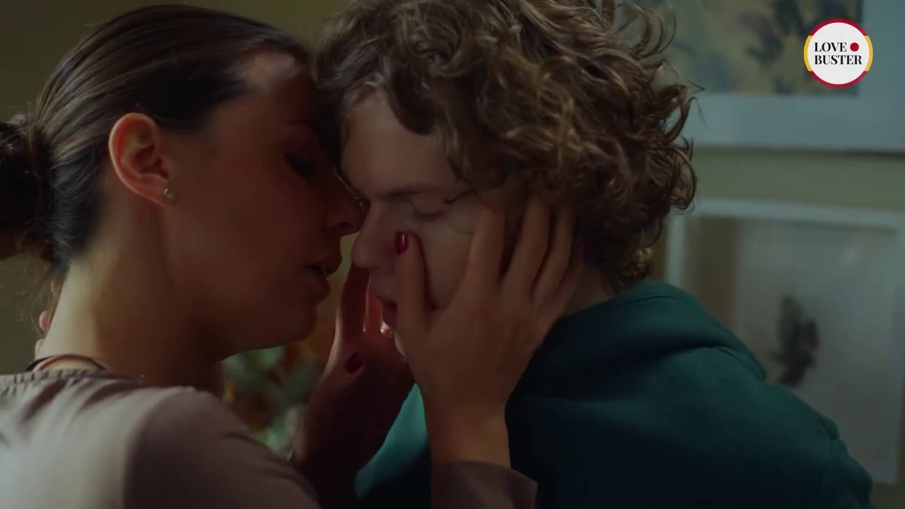 [Película Completa] Profesora Se Enamora De Su Alumno [Español] - Vídeo Dailymotion