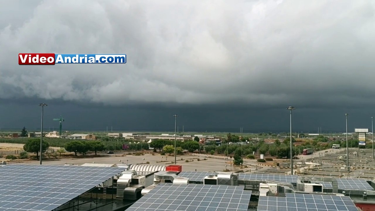 Meteo, ad Andria spettacolo naturale dopo il temporale - Video Dailymotion
