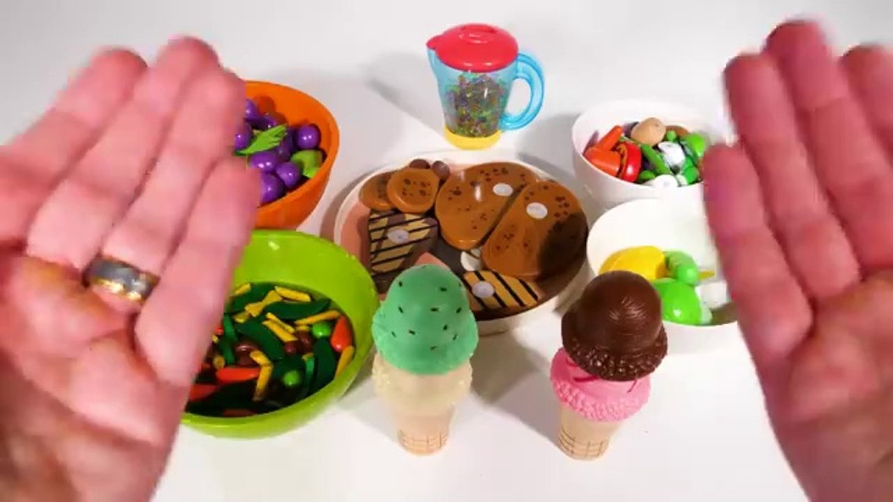 Cooking fun... Hooray!! Learning with vegetables and fruits toys ...