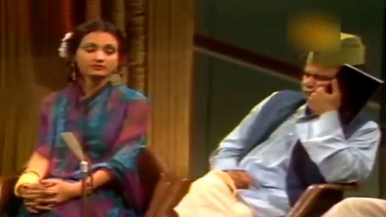 Bushra_Bashir__Ptv_Comedy_Programme__Shoo_Shaa_-_Anwar_Maqsood ...