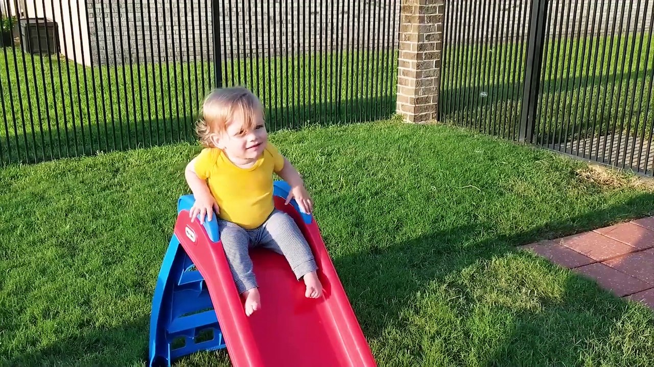 Funny_Baby_Playing_Slide_The_First_Time____5-Minute_Fails(1080p ...