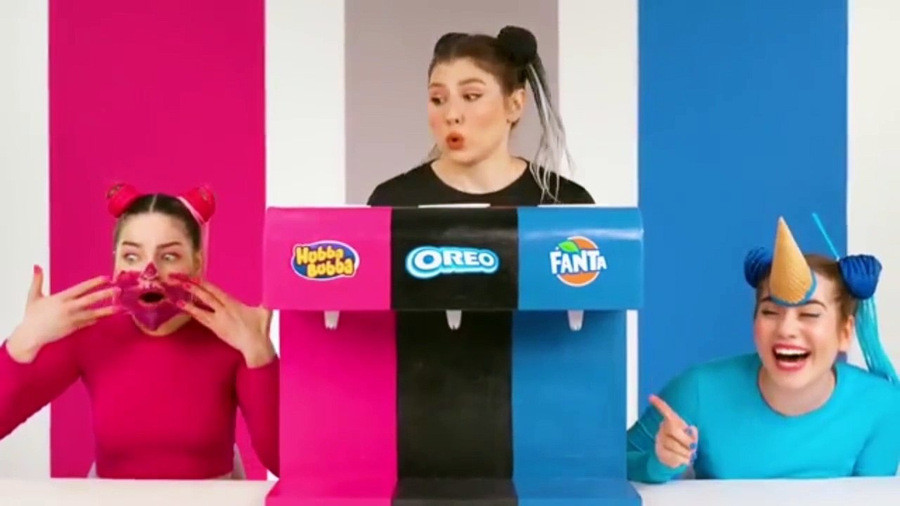 Pink vs black vs blue food eating challenge - video Dailymotion