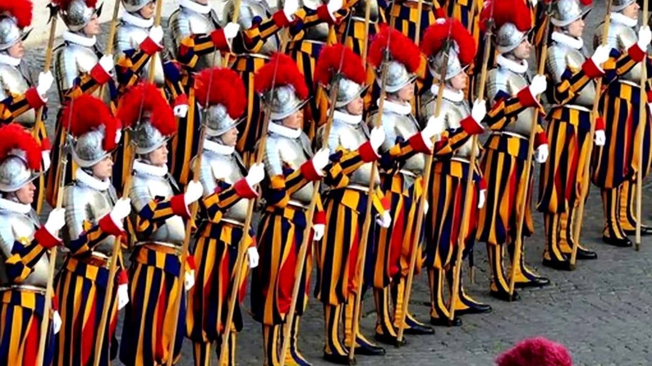 The Vatican army prepare for the secretly pop Francis critical ...