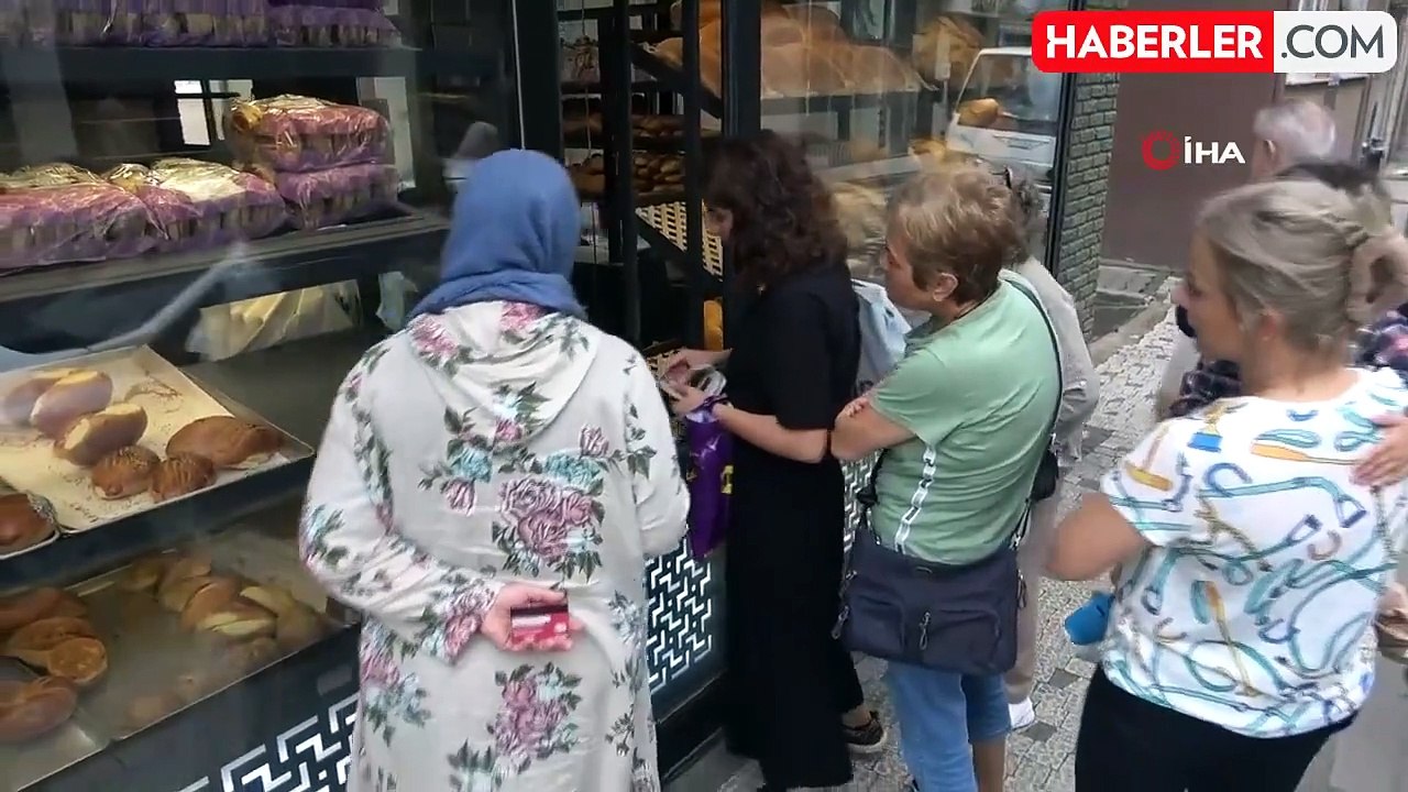 Giresun'un Asırlık Lezzeti: Susamsız Pekmezli Simit - Dailymotion Video