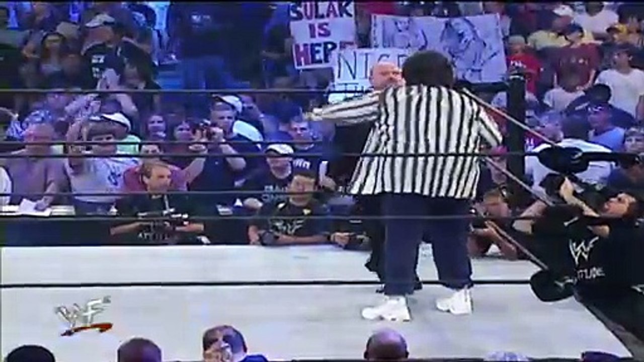 WWF Invasion 2001 SD Part 02/02 - video Dailymotion