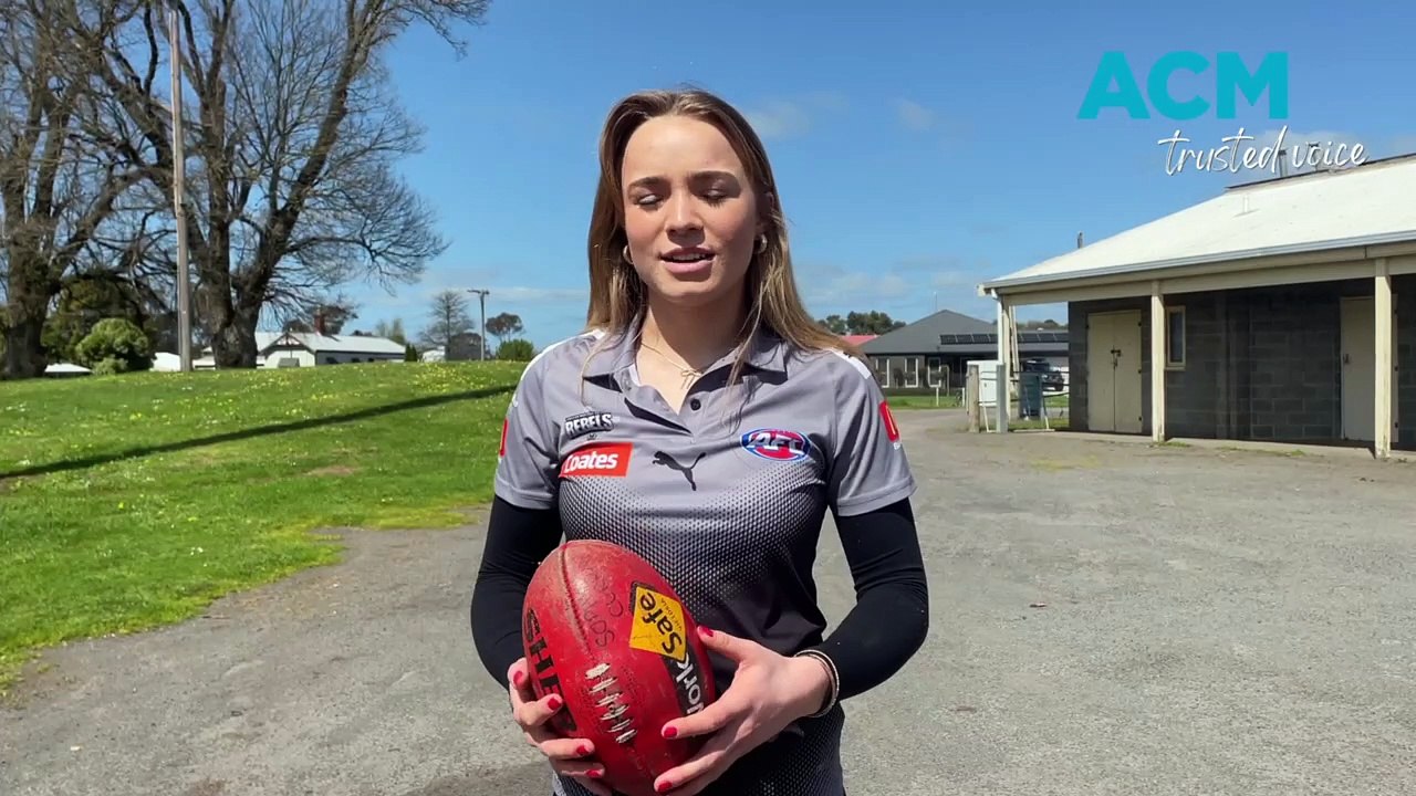 Football: Terang Mortlake's Sophie Curran, 2024 GWV Rebels - video ...
