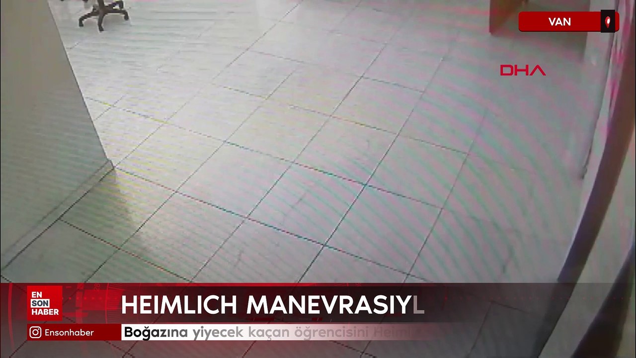 Van'da öğrencisini Heimlich manevrasıyla kurtardı - Dailymotion Video