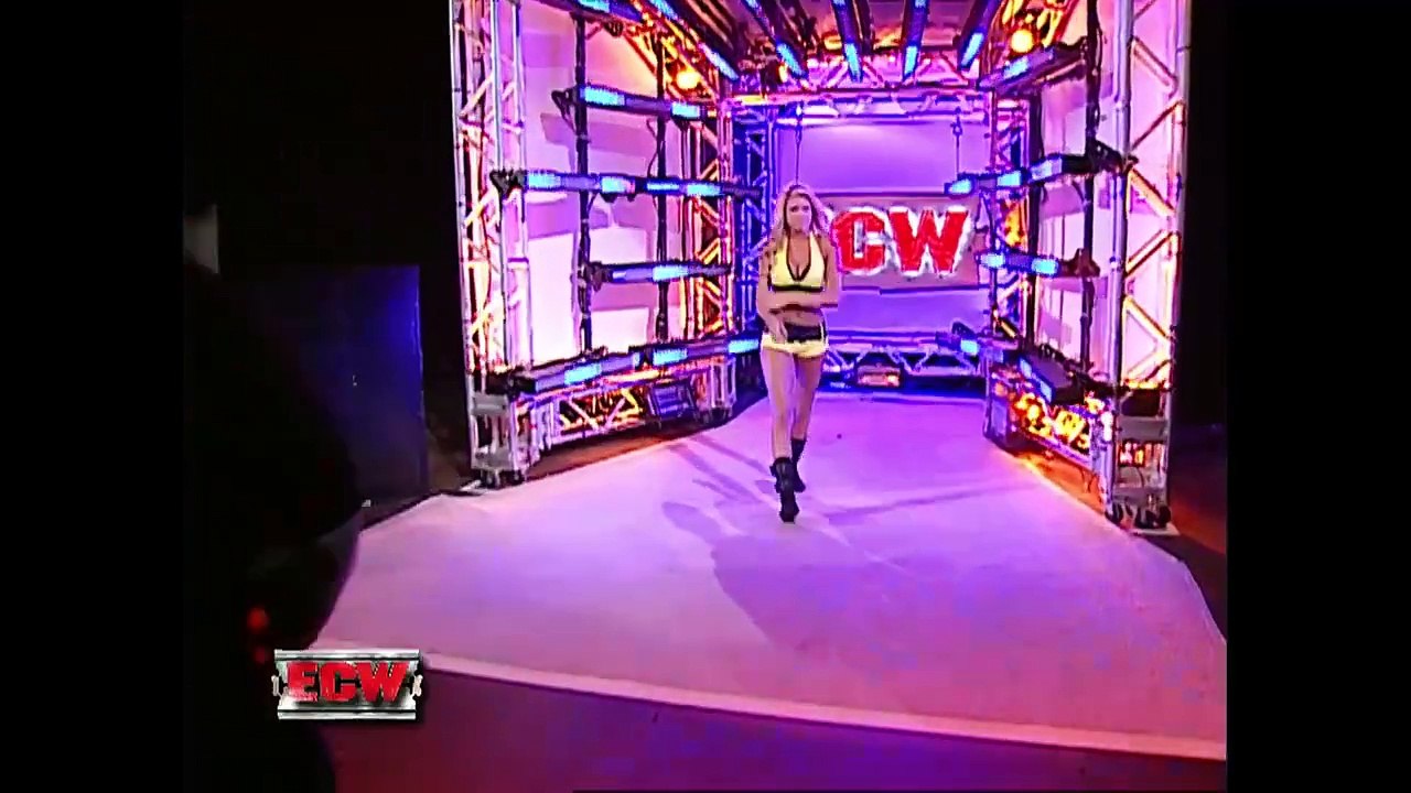 Ariel vs. Kelly Kelly (ECW December 5, 2006) - video Dailymotion