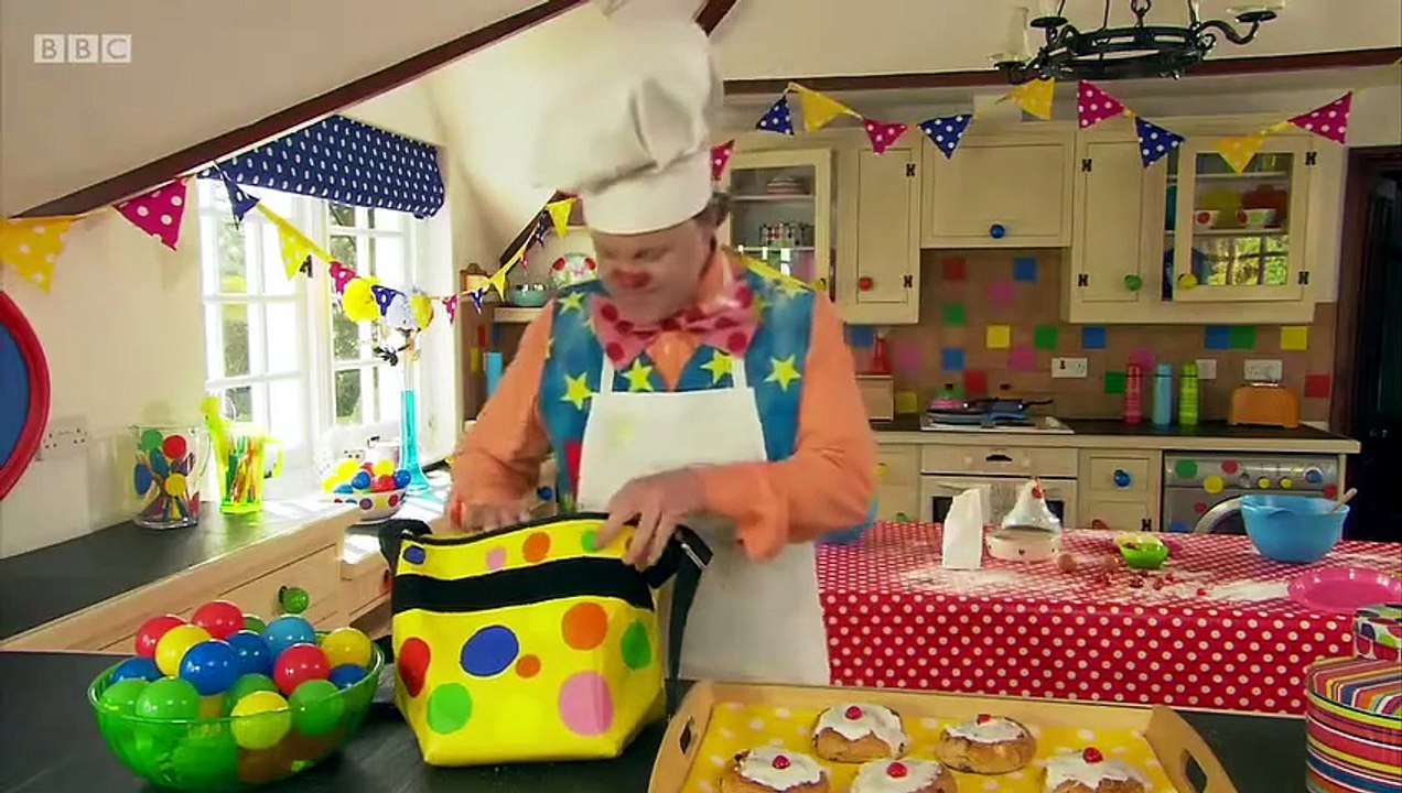 Cbeebies Something Special Out And About Baby Animals 7x22...mp4 ...