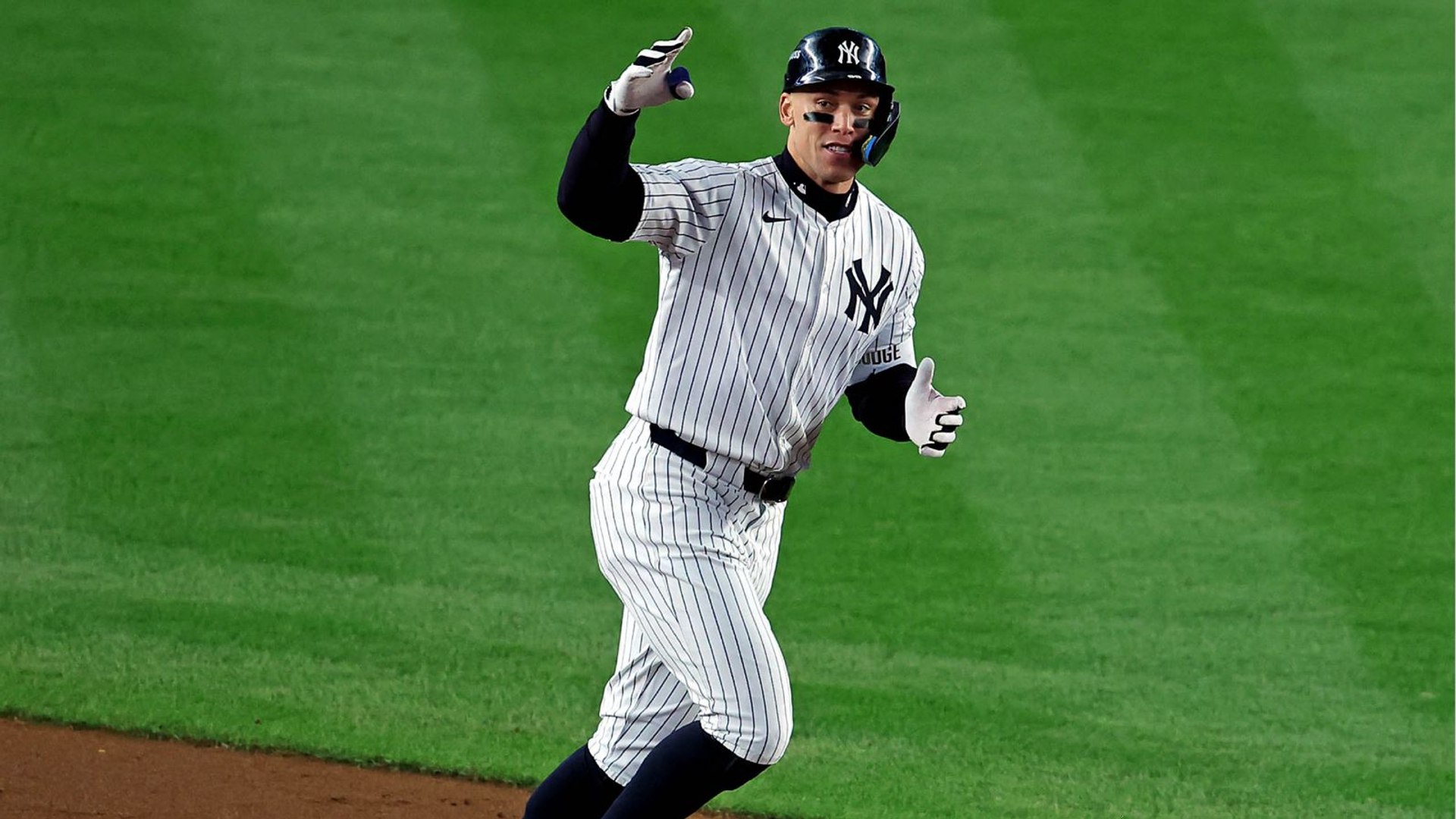 Aaron Judge Snaps Playoff Slump and Lifts the Yankees | beIN SPORTS