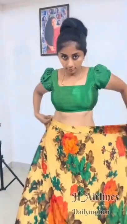 Sharmy makeover Hot Saree Video in Dailymotion - video Dailymotion