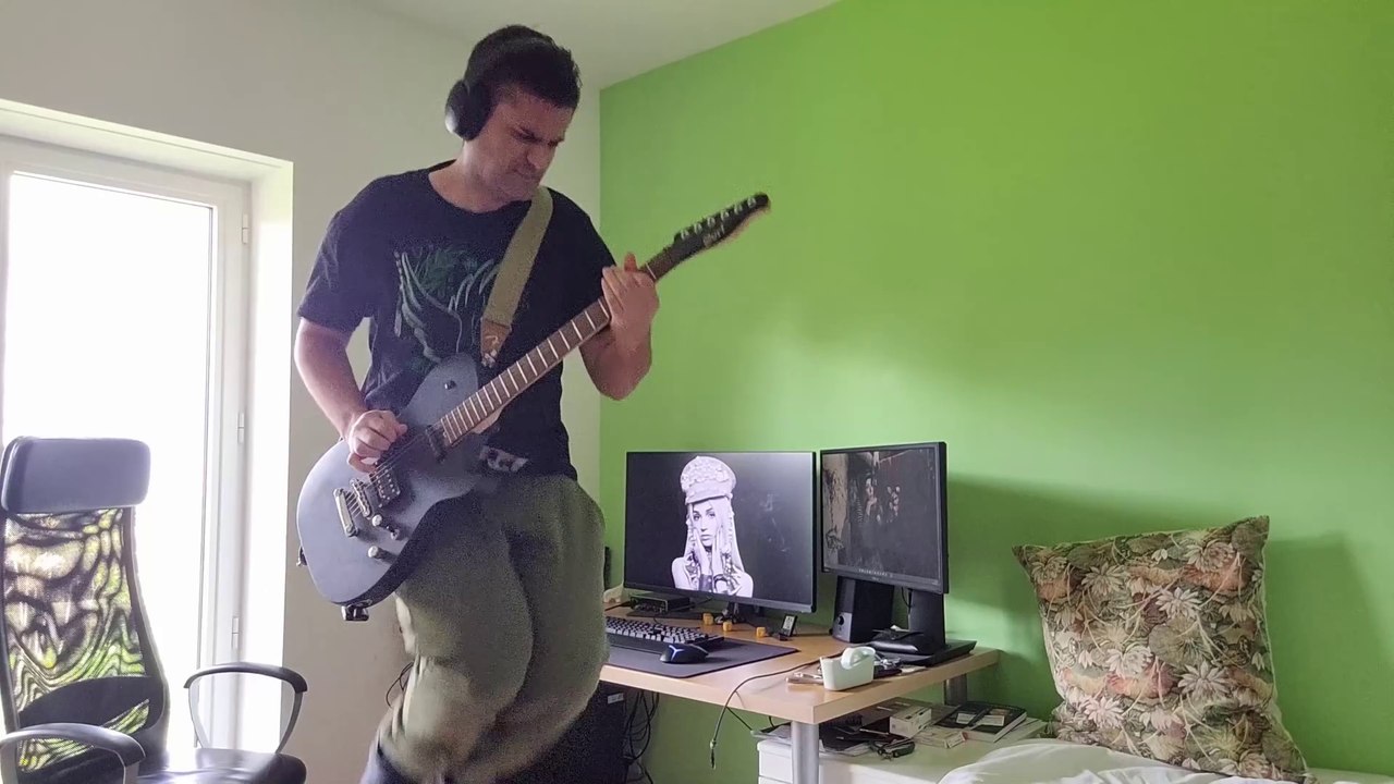 NiCover - Play Destroy (Poppy cover) - Vidéo Dailymotion