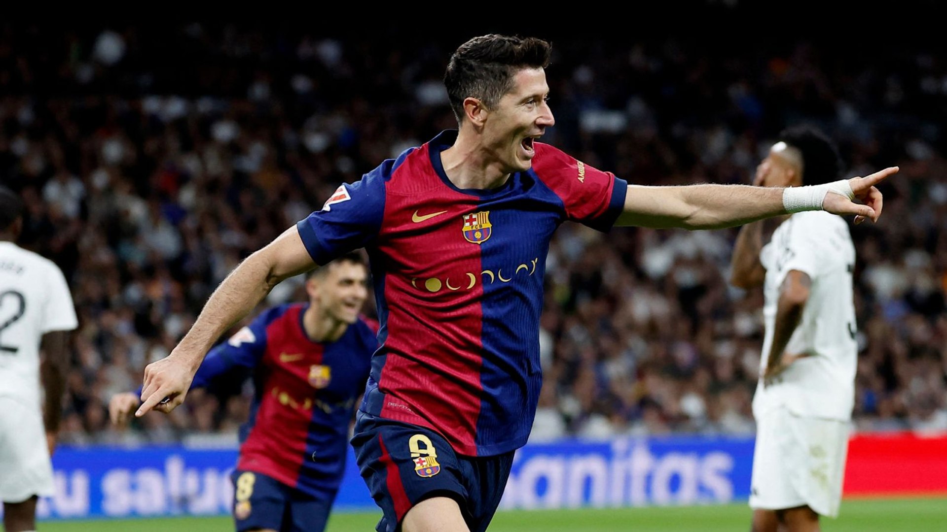 Real Madrid vs Barcelona: La Masia arrasa a La Fábrica en el Clásico de ...